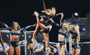10 Basic & Rare Flyer Body Positions in Cheerleading (With Pictures!)